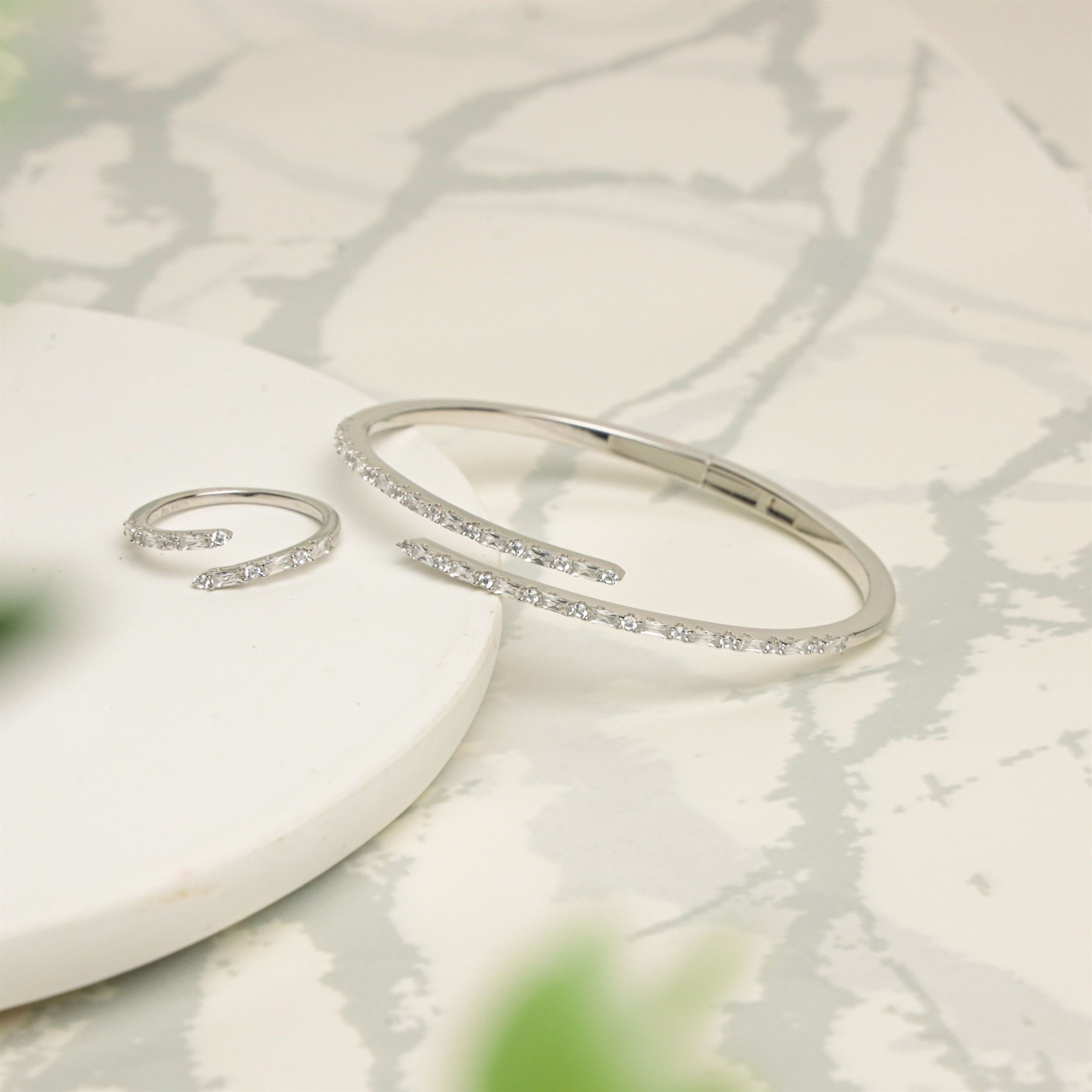 OS - Bangle set Alt Rectangular Stones