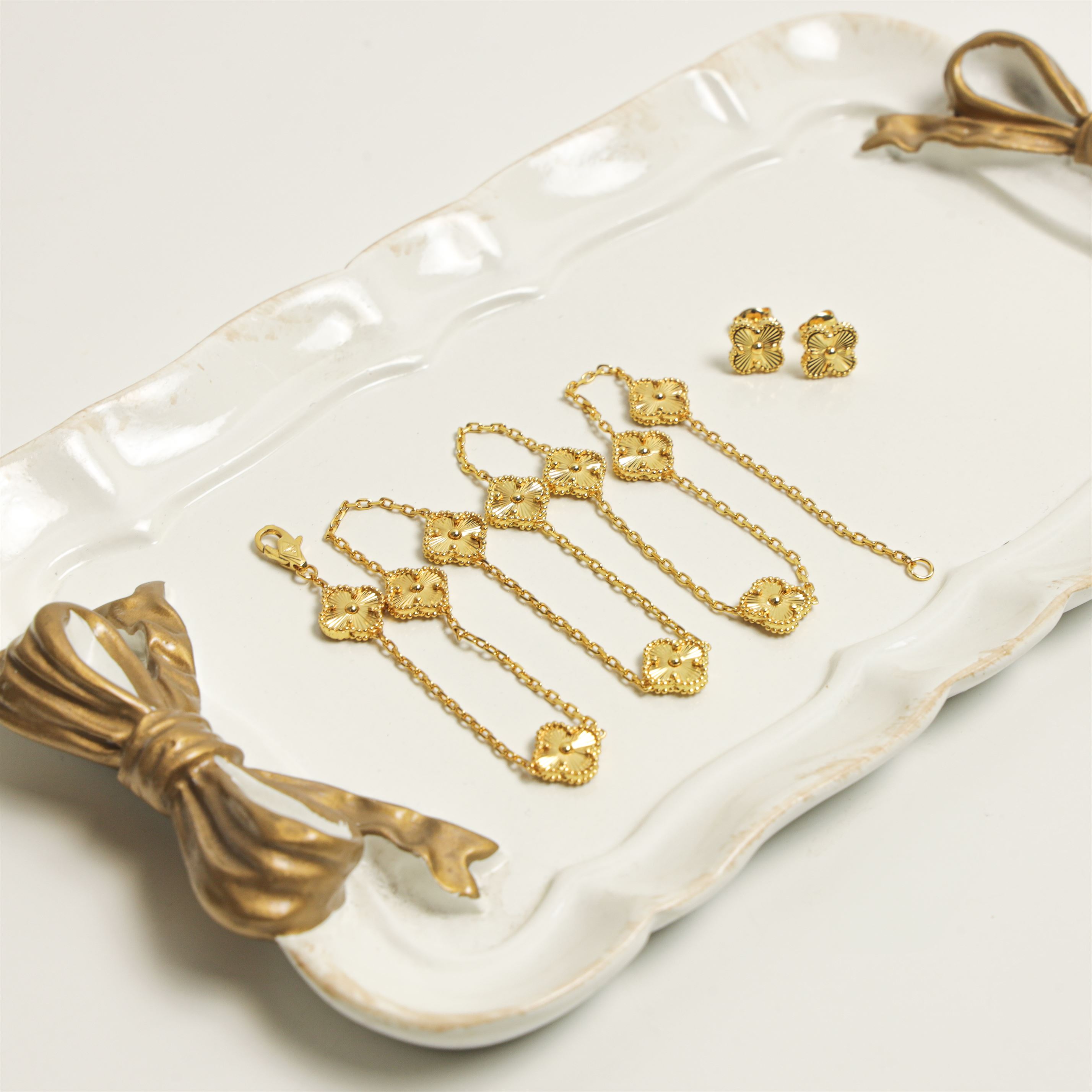 VCA - Mini 10 Flower Necklace (Set)